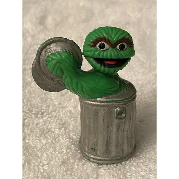 Toys | The Muppets Oscar The Grouch Tara Toy Sesame Street Pvc Play ...
